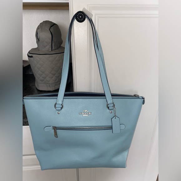 Coach | Bags | Coach Crossgrain Leather Gallery Tote Ice Blue Nwt 7968 | Poshmark